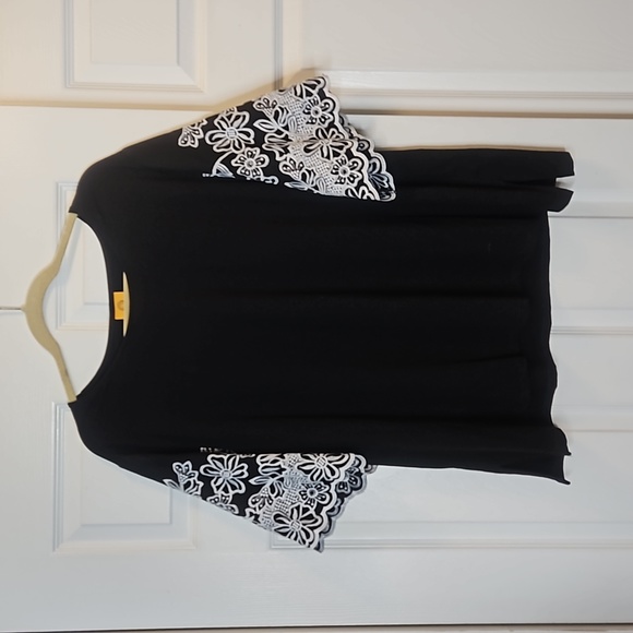 Ruby Rd. | Tops | Ruby Rd Womans Embroidered Sleeves Black White Tee Size 2x | Poshmark